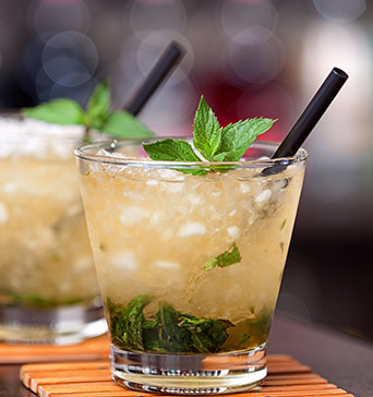 Restaurant Moldave | Cuisine Moldave & Grillades au feu de bois | Mériganc